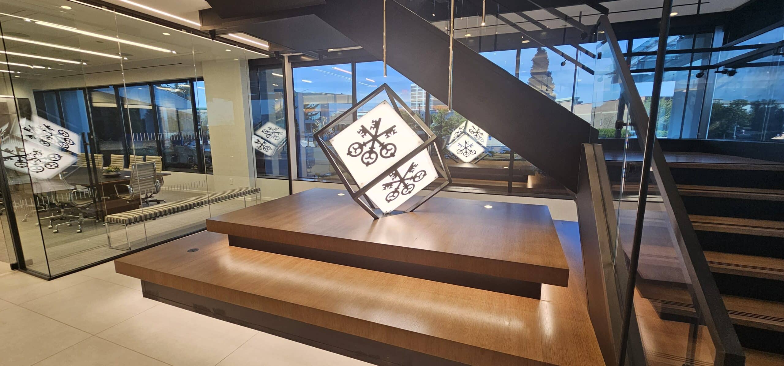 A Bold First Impression: UBS’s Highly Customized Illuminated Logo Cube ...